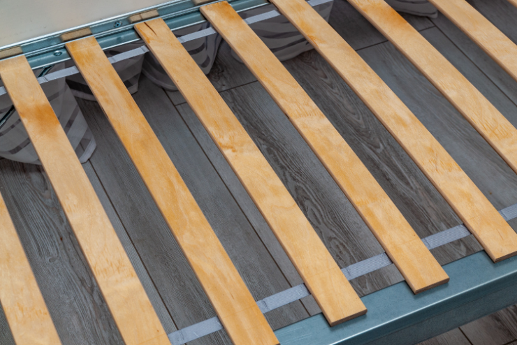 What’s The Difference Between Solid and Sprung Slats? | Mattressman